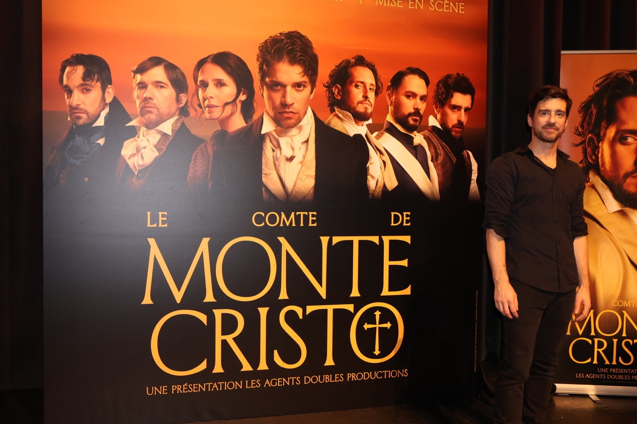 À la rencontre des stars derrière la pièce Le Comte de Monte-Cristo ...