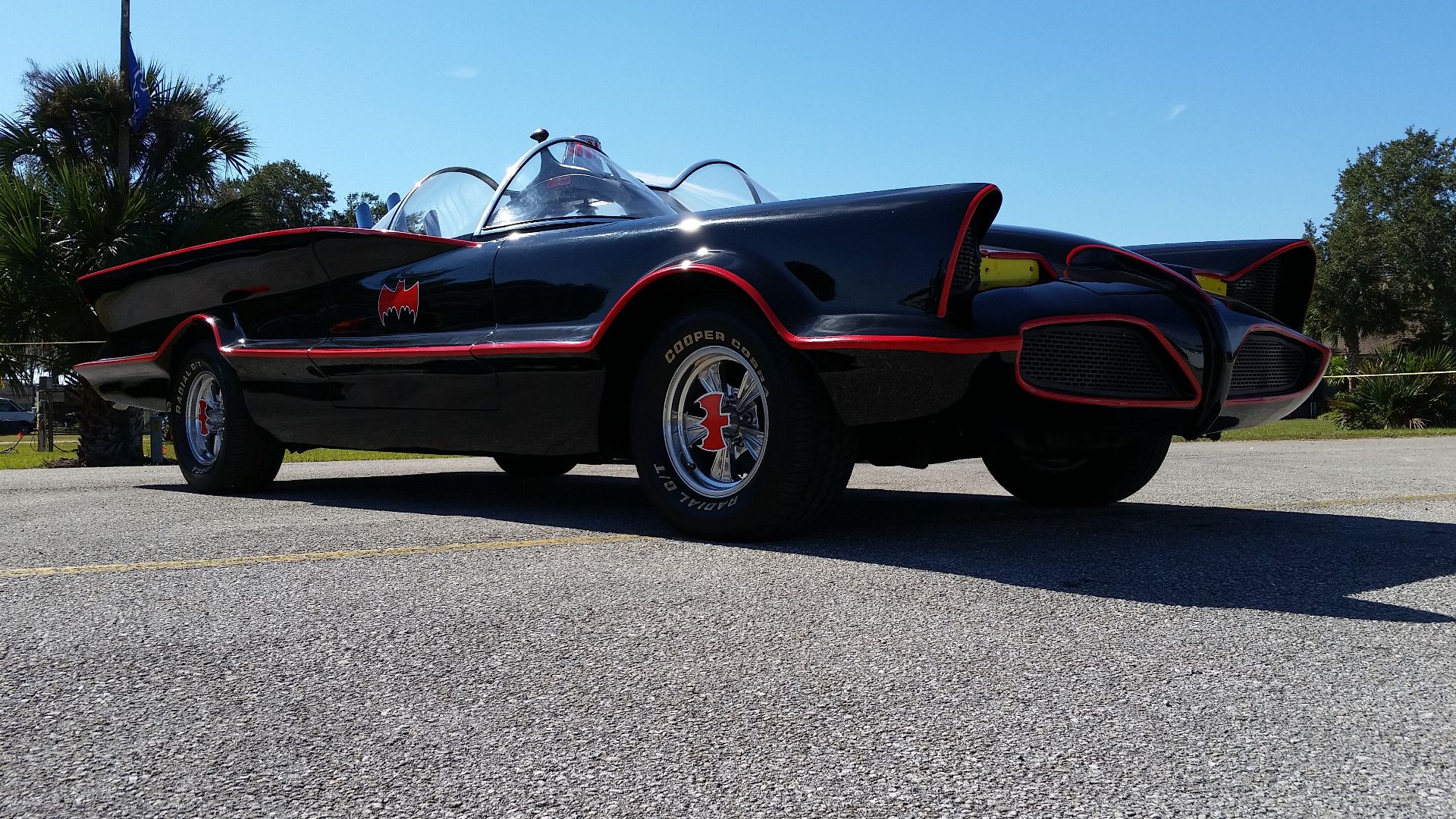 20 faits sur l’emblématique Batmobile - Guideauto