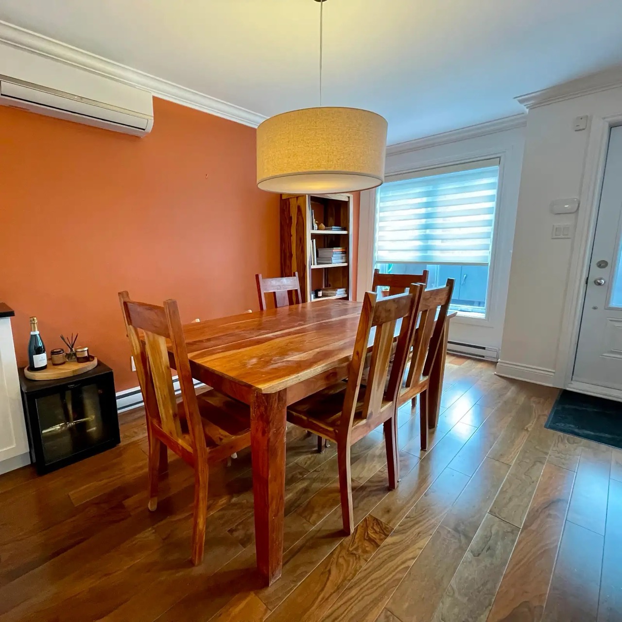 Le condo de Julie St-Pierre est à louer pour 2 525$ par mois ...